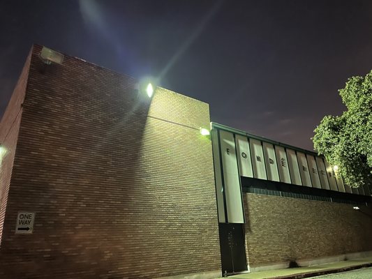 FONDE RECREATION CENTER - Updated December 2025 - 18 Photos & 10 ...