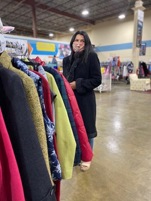 MISSIONS THRIFT STORE - Updated November 2024 - 44 Photos & 23 Reviews ...