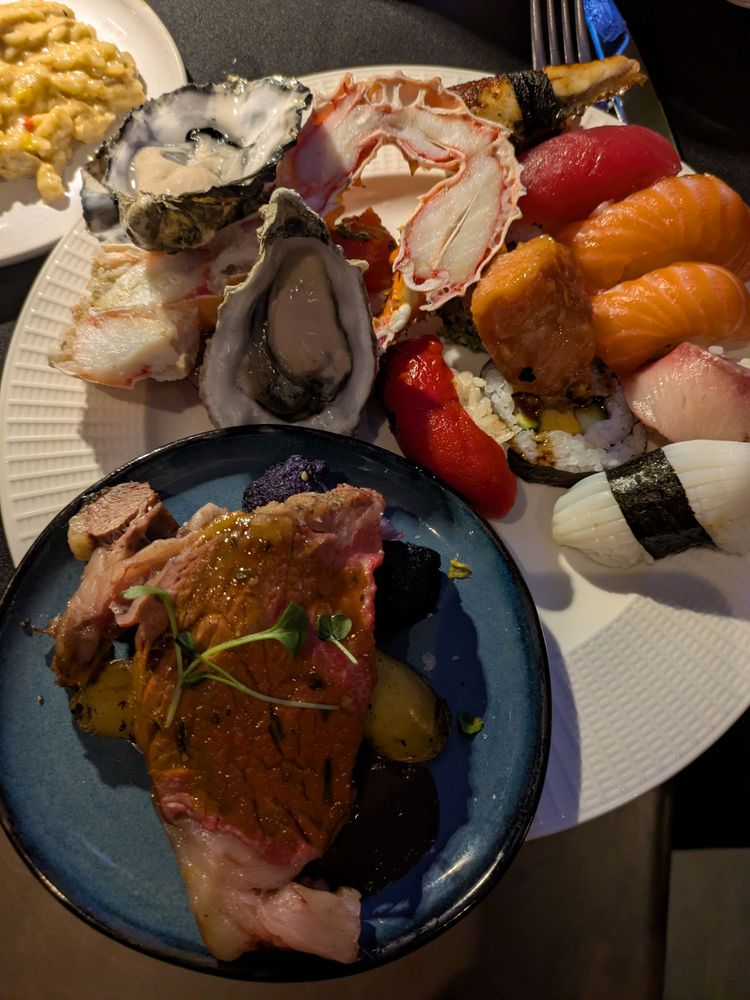 MOET & CHANDON IMPERIAL LOUNGE AT CLIMATE PLEDGE ARENA - Updated ...