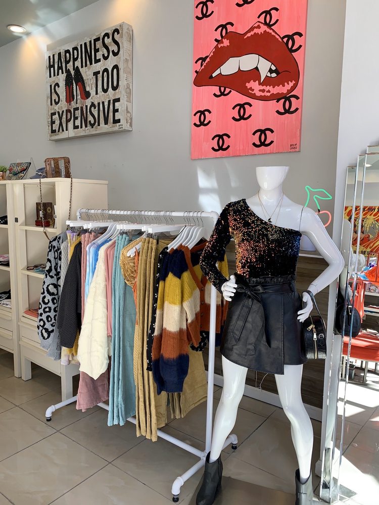 MISS BEHAVIN - 31 Photos & 35 Reviews - 322 Paseo Nuevo, Santa Barbara ...