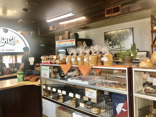 CARANGI BAKING - Updated August 2024 - 53 Photos & 45 Reviews - 2655 S ...