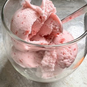 MAD MAGGIE’S ICE CREAM - 32 Photos & 93 Reviews - 1025 Osgood St, North ...