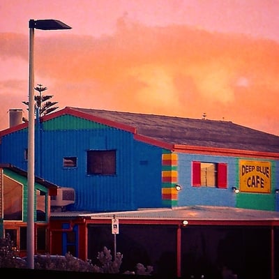 DEEP BLUE CAFE - Updated October 2025 - 23 Photos & 19 Reviews - 324 ...