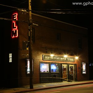 BLACKSTONE VALLEY 14 CINEMA DE LUX - Updated June 2024 - 17 Photos & 76 ...