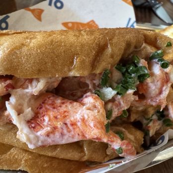 WOODHOUSE FISH - Updated April 2025 - 3943 Photos & 2726 Reviews - 1914 ...