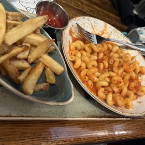 WINBERIE’S RESTAURANT & BAR - 218 Photos & 406 Reviews - 1 Palmer Sq E ...