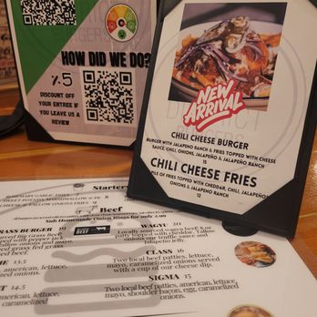 DISTRICT BURGER - Updated October 2024 - 98 Photos & 90 Reviews - 219 S ...