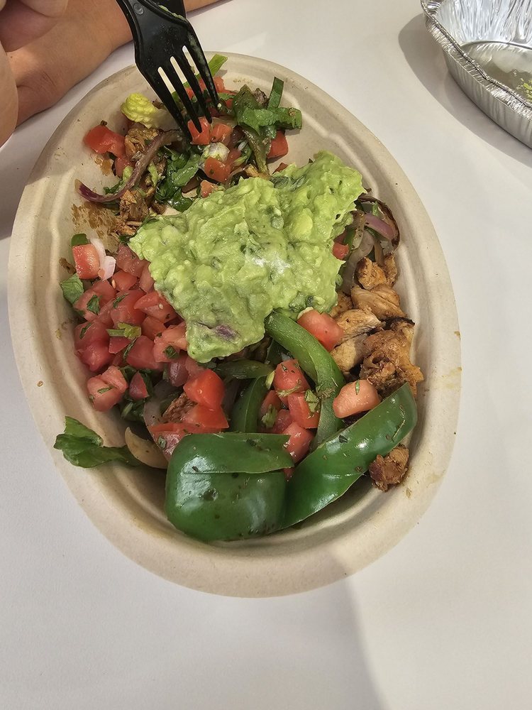 CHIPOTLE MEXICAN GRILL - Updated February 2025 - 20 Photos & 37 Reviews ...