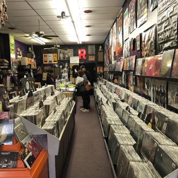 THE VINYL GROOVE RECORDS - Updated December 2025 - 25 Photos & 21 ...