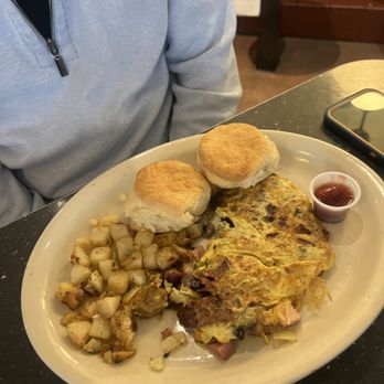 THE MONUMENT CAFÉ - Updated May 2024 - 1052 Photos & 1639 Reviews - 500 ...