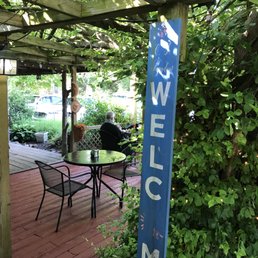 CJ PAPADOPS - Updated March 2025 - 16 Photos & 31 Reviews - 551 Briar ...