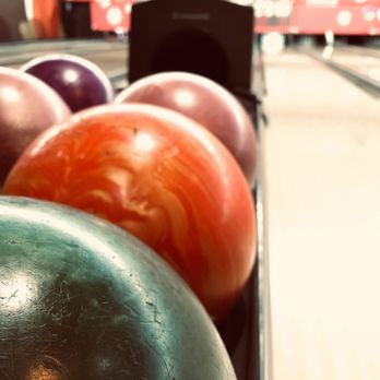 ED’S BOWLING - Updated December 2025 - 43 Photos & 49 Reviews - 8882 ...