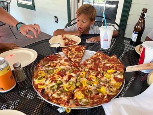 CRUIZZERS - 113 Photos & 248 Reviews - 110B Winter St, Keystone, South ...