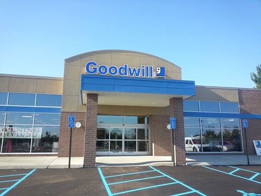 GOODWILL COMMERCE STORE - 26 Reviews - 3281 Crumb Rd, Commerce Township ...