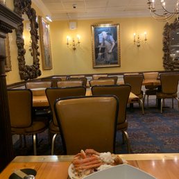 CAPTAIN GEORGE’S SEAFOOD RESTAURANT - Updated February 2025 - 403 ...