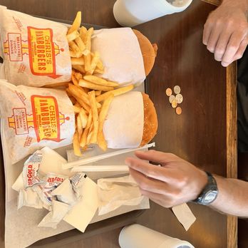 CHRIS’S HAMBURGERS - Updated December 2025 - 84 Photos & 136 Reviews ...