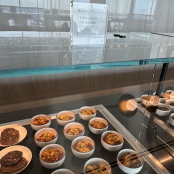 CHASE SAPPHIRE RESERVE LOUNGE - Updated June 2025 - 112 Photos & 29 ...
