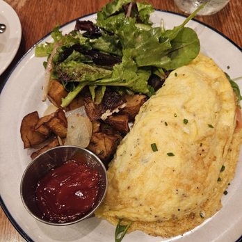 WHITE DOG CAFE - HAVERFORD - Updated May 2025 - 385 Photos & 321 ...