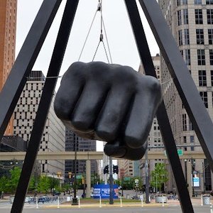 MONUMENT TO JOE LOUIS - 52 Photos & 19 Reviews - 5 Woodward Ave ...