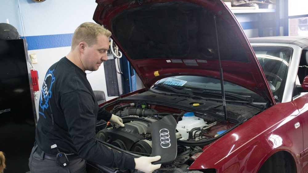 HIGH TECH COLLISION CENTER - Updated December 2025 - 10 Reviews - 2685 ...