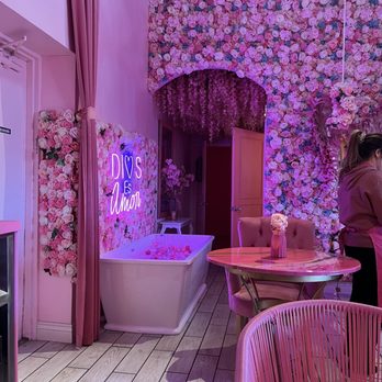 AMO CAFE - Updated March 2025 - 97 Photos & 54 Reviews - 412 W Yandell ...