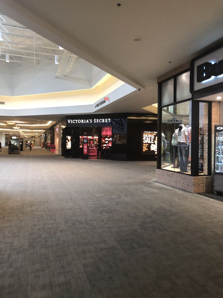 VICTORIA’S SECRET & PINK - Updated May 2026 - 67800 Mall Ring Rd, Saint ...