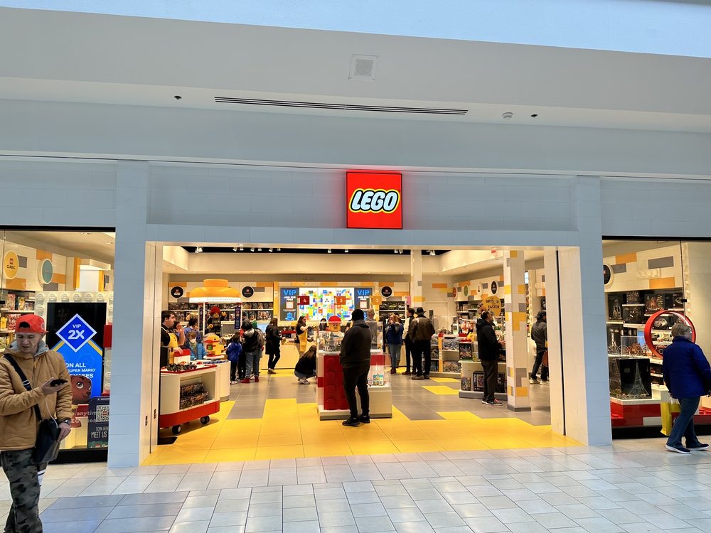 LEGO STORE - Updated October 2025 - 310 Daniel Webster Hwy, Nashua, New ...
