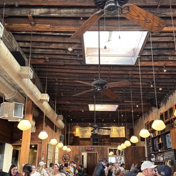 MONUMENT RESTAURANT & TAVERN - Updated December 2025 - 421 Photos & 350 ...