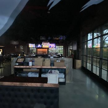 FINNEYS CRAFTHOUSE - PORTER RANCH - Updated June 2024 - 1207 Photos ...