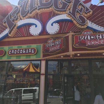 THE FUDGE FACTORY - Updated April 2024 - 92 Photos & 36 Reviews - 4960 ...