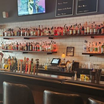 THE VANGUARD - Updated June 2024 - 641 Photos & 525 Reviews - 2659 S ...