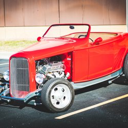 GATEWAY CLASSIC CARS OF HOUSTON - Car Dealers - 1910 Cypress Station Dr ...