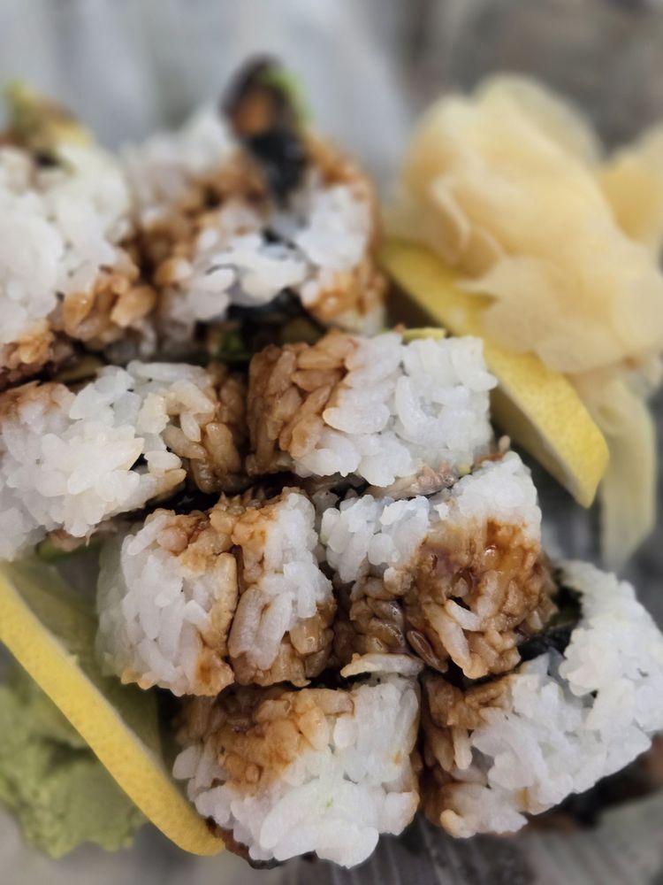 SUSHI PLUS ONE - Updated October 2024 - 397 Photos & 219 Reviews ...