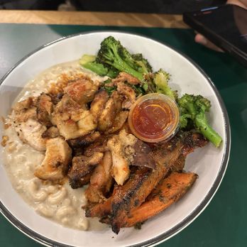 DIG INN - Updated September 2025 - 161 Photos & 92 Reviews - 43 High ...