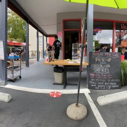 MIRACLE MILE CAFE - Updated October 2024 - 938 Photos & 786 Reviews ...