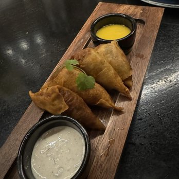 TRAVELER’S TABLE - Updated May 2024 - 5500 Photos & 1878 Reviews - 520 ...