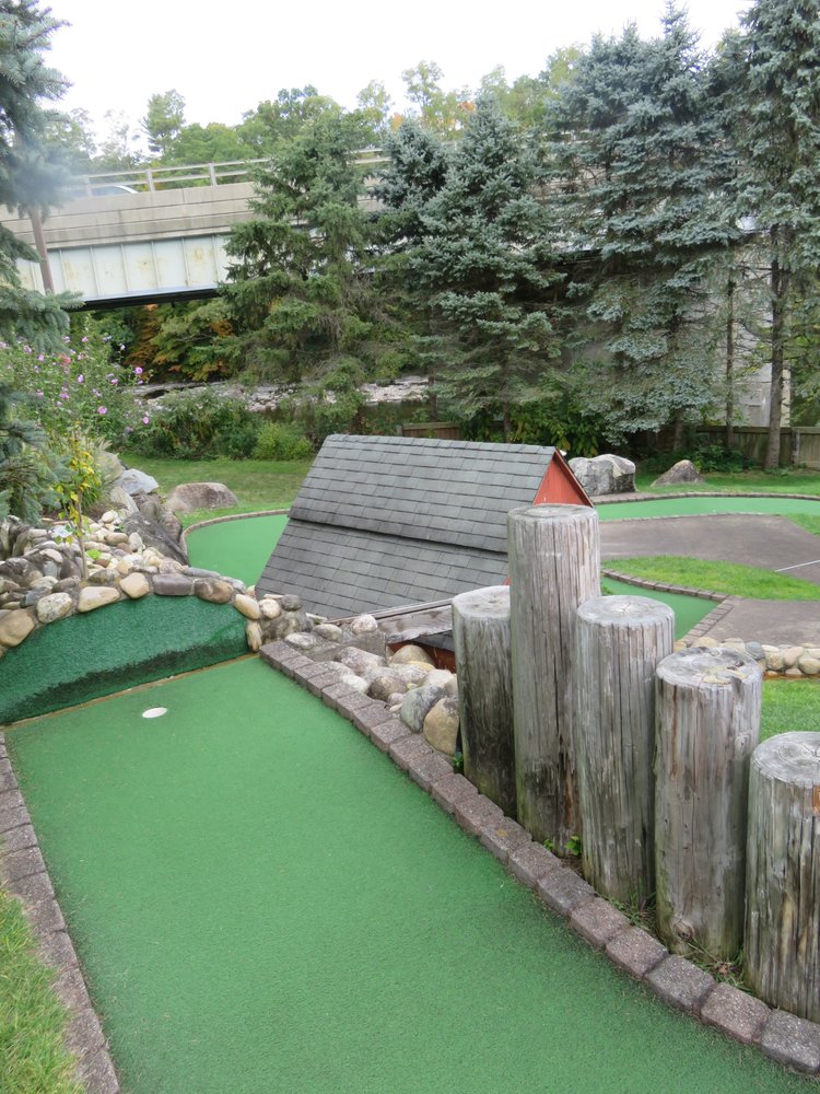 RIVERFRONT MINIATURE GOLF & ICE CREAM - Updated September 2024 - 23 ...