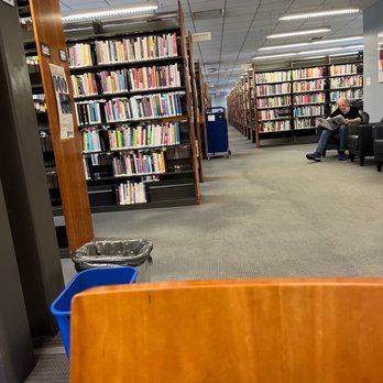 NEEDHAM FREE PUBLIC LIBRARY - Updated December 2025 - 29 Photos & 11 ...