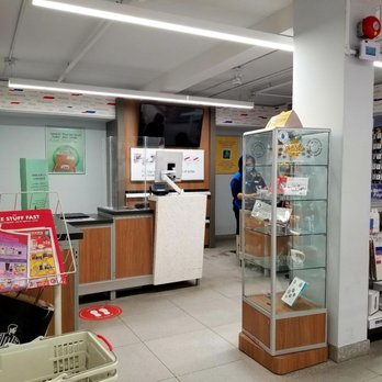 CANADA POST - Updated January 2026 - 279 Yonge Street, Toronto, Ontario ...