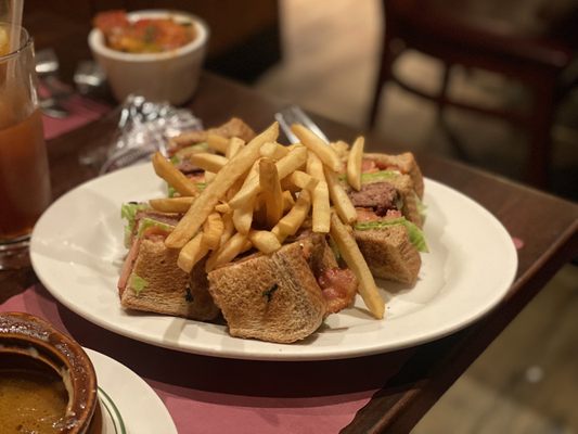 DUBE’S - Updated December 2025 - 72 Photos & 194 Reviews - 317 ...