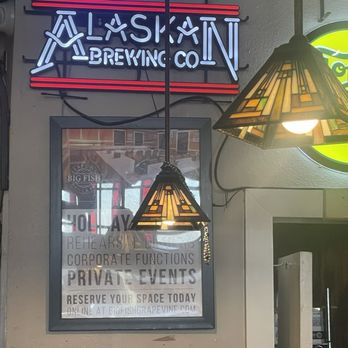 BIG FISH SEAFOOD GRILL & BAR - Updated August 2025 - 615 Photos & 687 ...