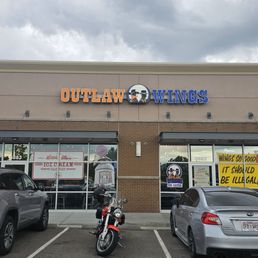 OUTLAW WINGS - Updated July 2025 - 58 Photos & 57 Reviews - 5823 E ...
