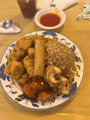 ROYAL DRAGON - Updated December 2025 - 85 Photos & 66 Reviews - 5647 S ...