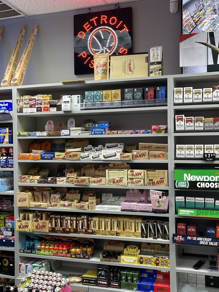 EXOTIC SMOKE SHOP - Updated December 2025 - 117 Photos - 2371 Fort St ...