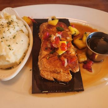 FD’S GRILLHOUSE - 224 Photos & 451 Reviews - 245 E Monastery St ...