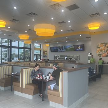 YELLOW YOLK POMPANO - Updated November 2024 - 53 Photos & 46 Reviews ...