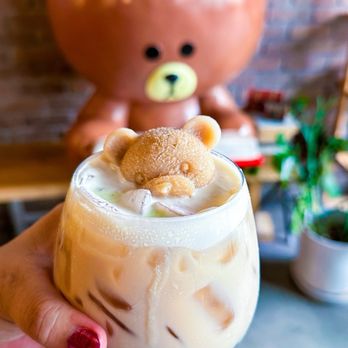 HIDE OUT CAFE - Updated July 2024 - 3072 Photos & 1179 Reviews - 18888 ...