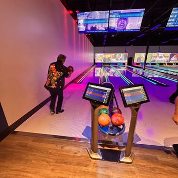 MAIN EVENT - Updated October 2025 - 46 Photos & 28 Reviews - 6884 ...