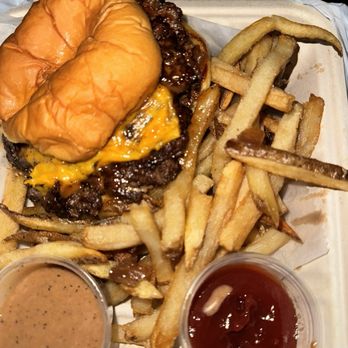 SMASHED - Updated June 2025 - 15 Photos & 19 Reviews - 640 Pleasant St ...