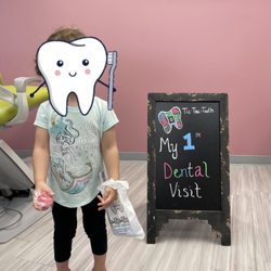 TIC TAC TOOTH - Pediatric Dentists - 2812 Hassert Blvd, Naperville, IL ...